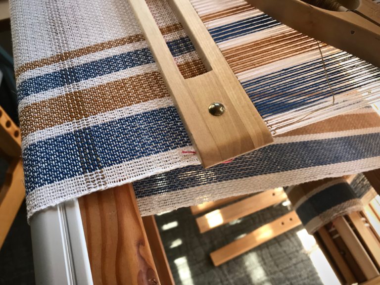 Weaving Some Simple Borders – Warped for Good