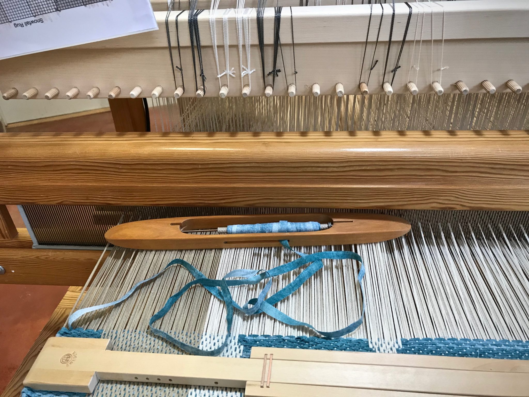 Tried and True: Use a Boat Shuttle for Rag Weaving – Warped for Good